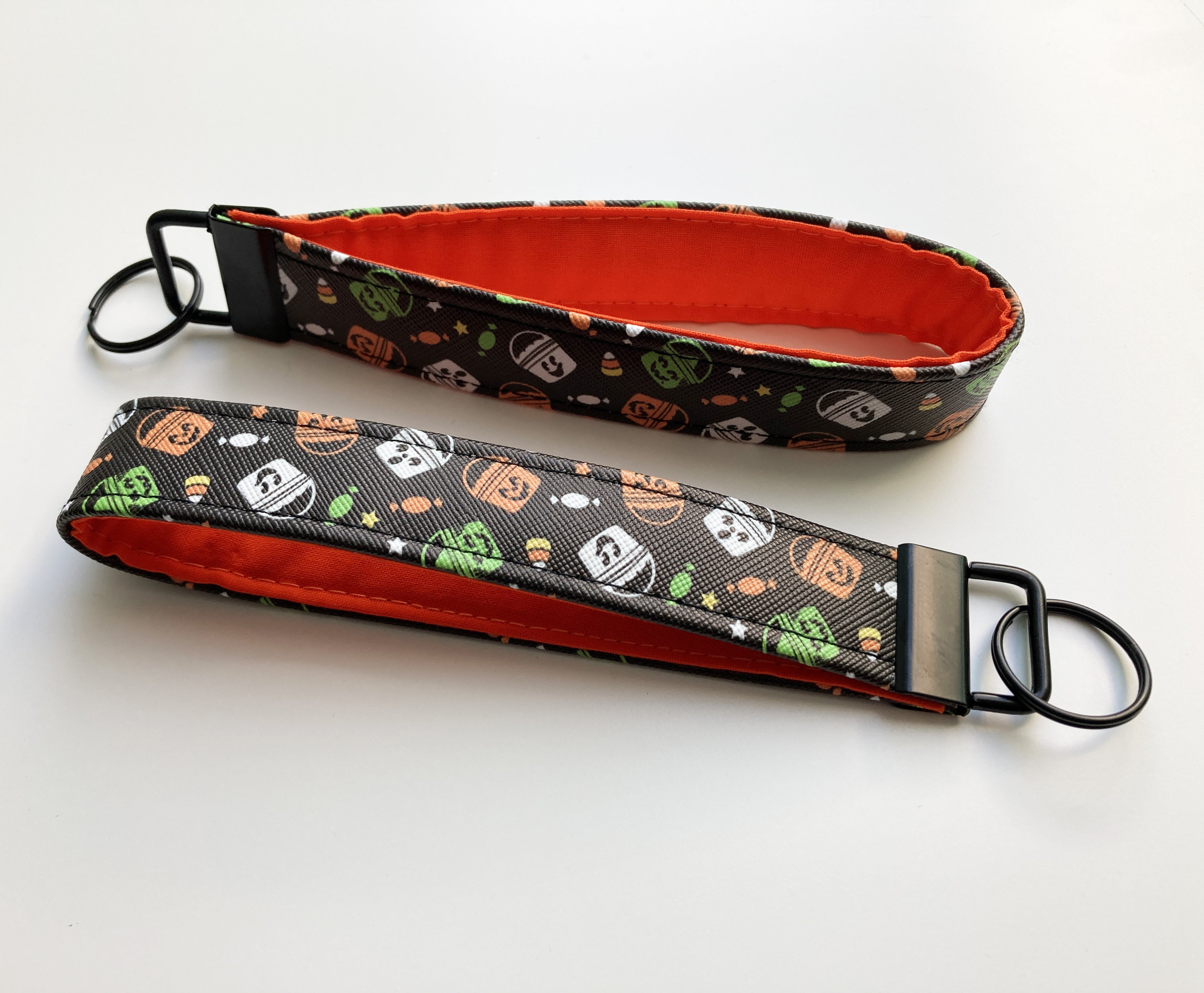 Boo Bucket Wristlet, Faux Leather – thesketchypumpkin